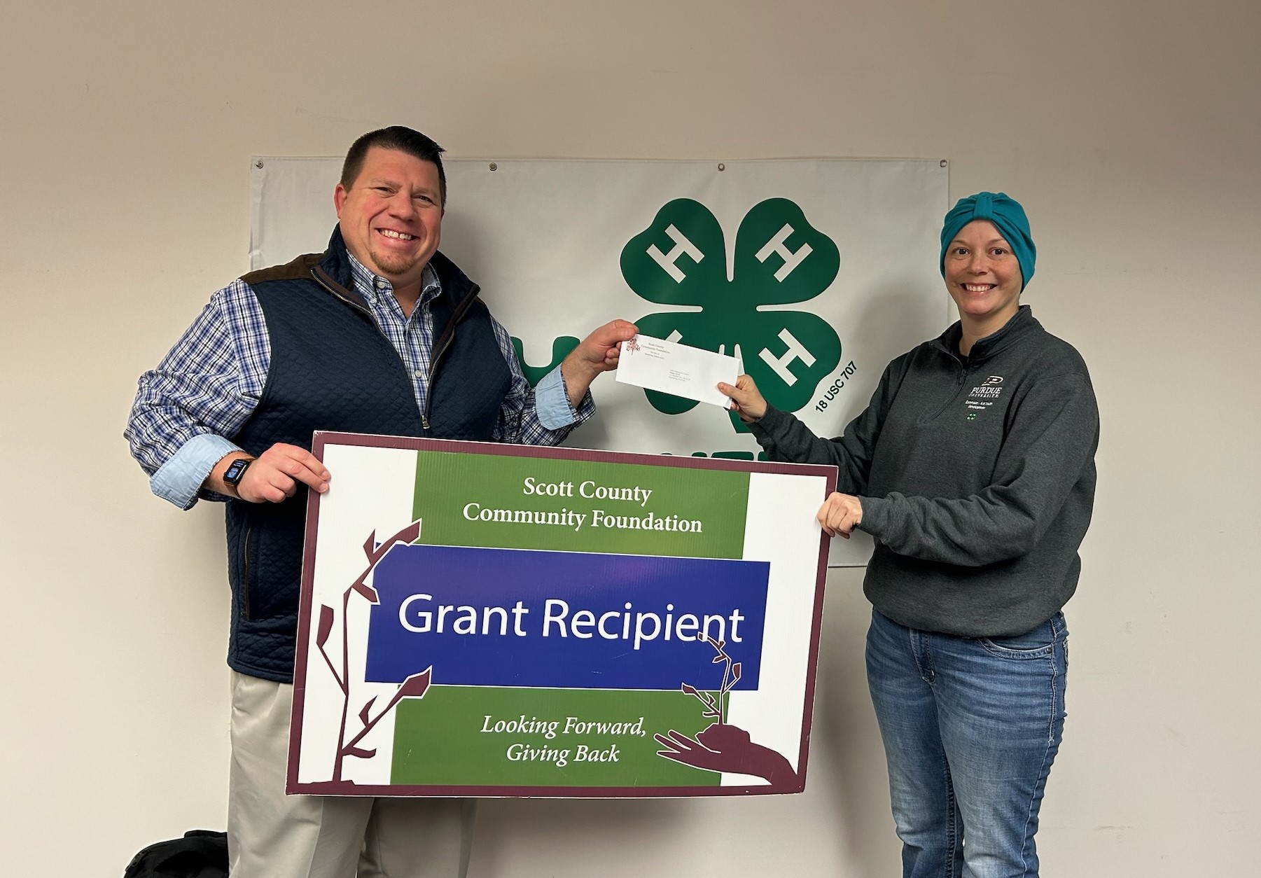 Scott County Community Foundation Looking Forward Giving Back