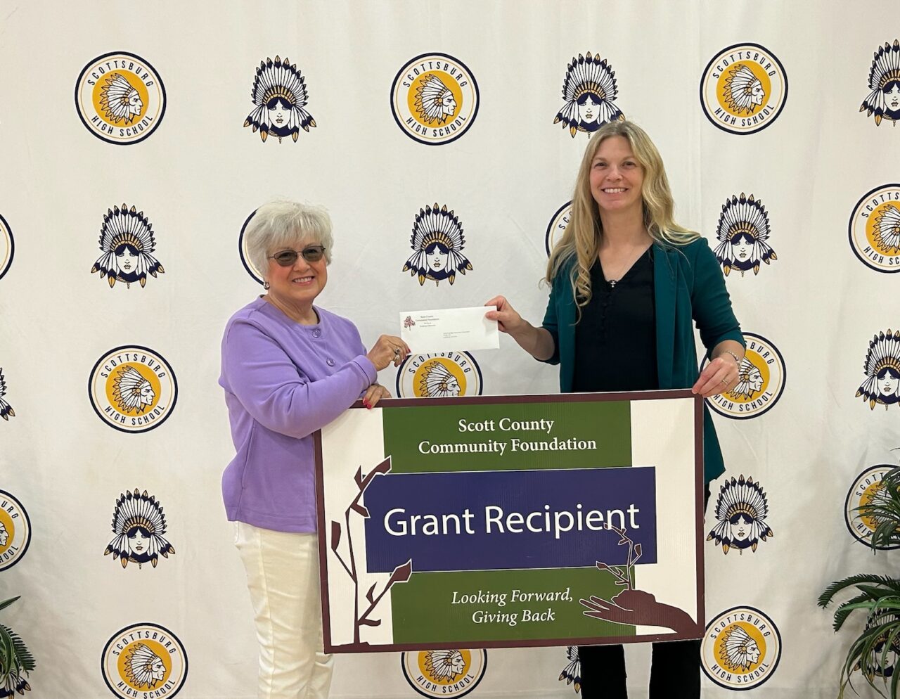 Scott County Community Foundation Looking Forward Giving Back