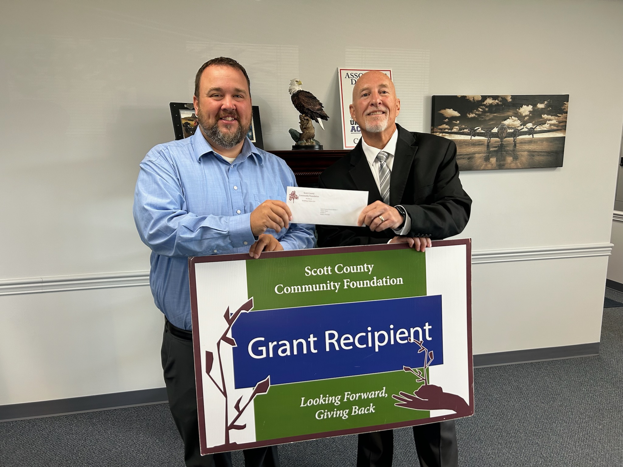 Scott County Community Foundation Looking Forward Giving Back
